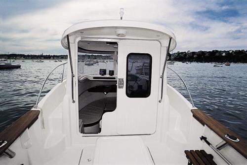 Quicksilver Pilothouse 640 - eine Yacht von Charterboote.de ...