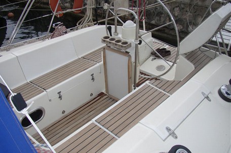 Athena 44 - eine Yacht von Charterboote.de - Charterboote.de