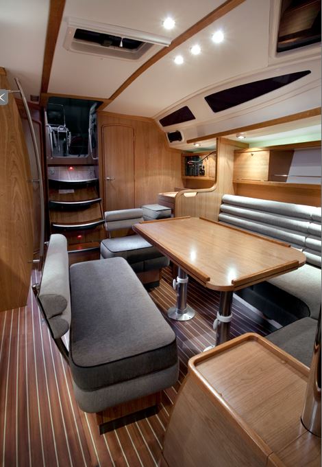 Delphia 40.3 - eine Yacht von Charterboote.de - Charterboote.de