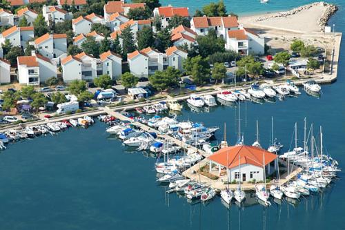 Yacht charter ab Marina Solaris - Kornaten / Dalmatien - Charterboote.de